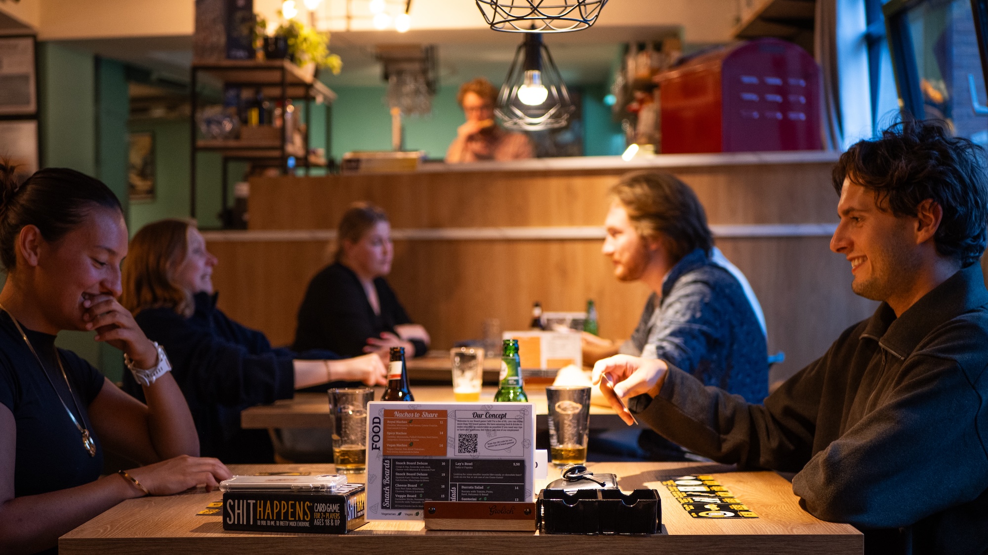 Spellenwinkel en bordspellen café - koop je bij Spellenhuis.nl